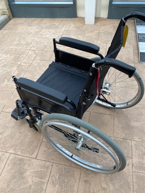 Wheelchairs & Seating – SMART Centre